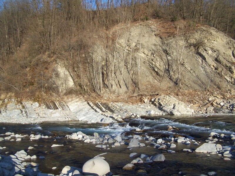 River hiking - River Panaro (Northern Italy)
