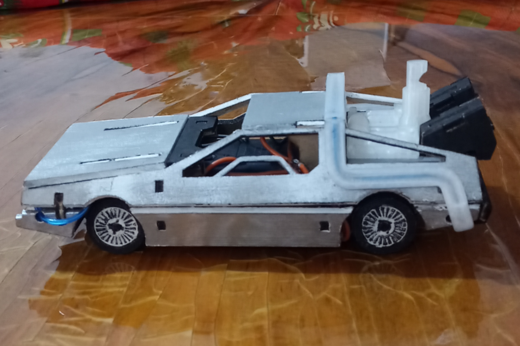 Made a model of DeLorean