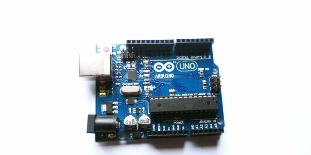 ARDUINO 7-segment and push buttons counter(tutorial)