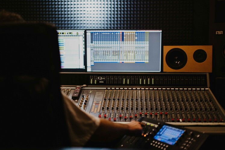 Setting Up a Home Recording Studio: Unleashing Your Musical Creativity