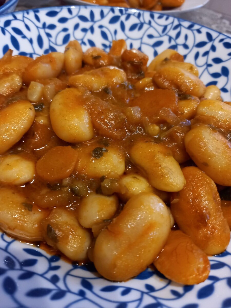 Foodbook #803 baked giant beans
