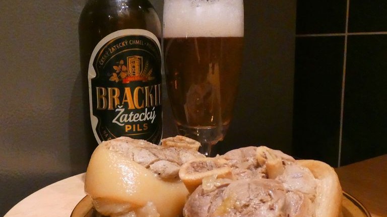 Four Pork knuckle vs Zatecky - Beer "Brackie Zatecky Pils"