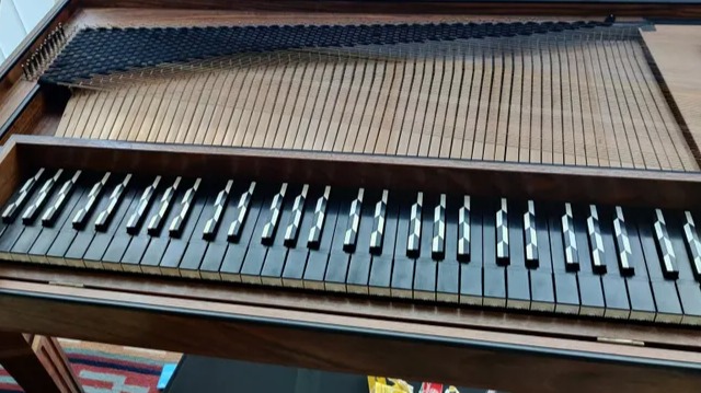 Finally stringing the Clavichord