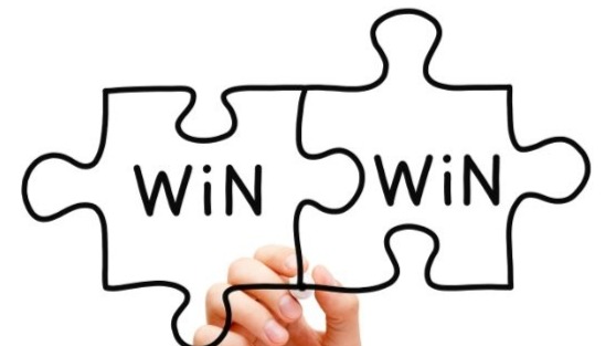 The impact of aligned interests of cryptocurrency communities