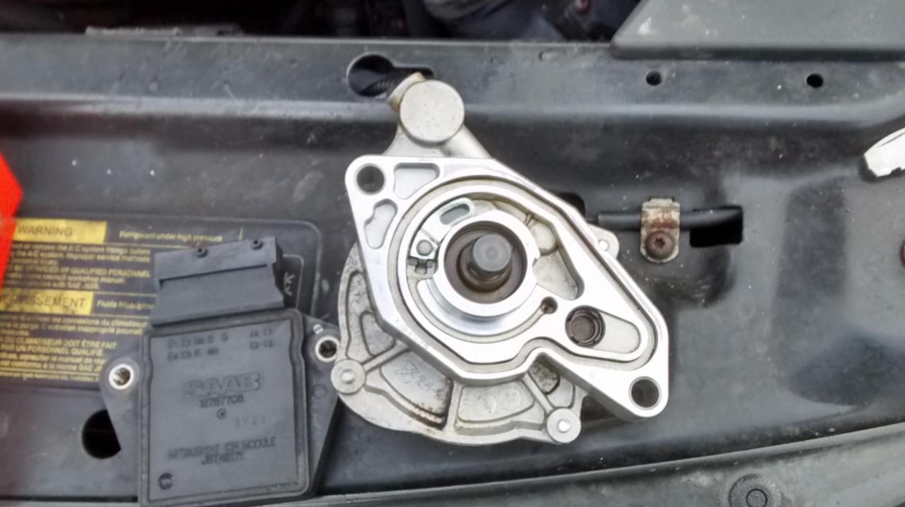 2004 Saab 9-3 Brake vacuum pump leak and replacement