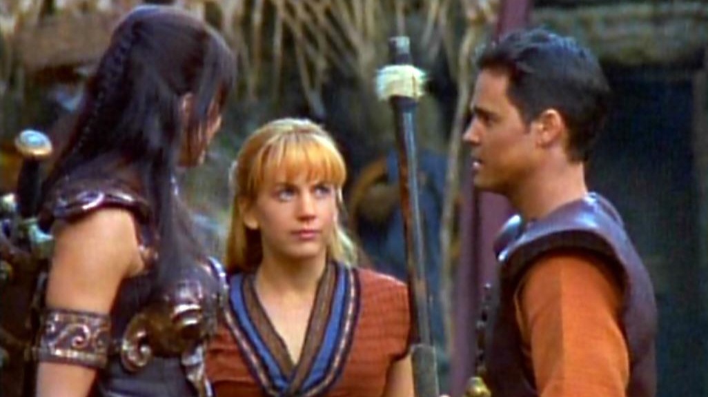 The Xena Scrolls: Scroll #21: Beware of Greeks Baring Gifts