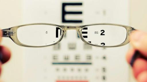 10 Best Assistive Devices for Low Vision