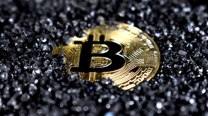 Exploring the use of AI in Cryptocurrency Mining: Efficiency and ...