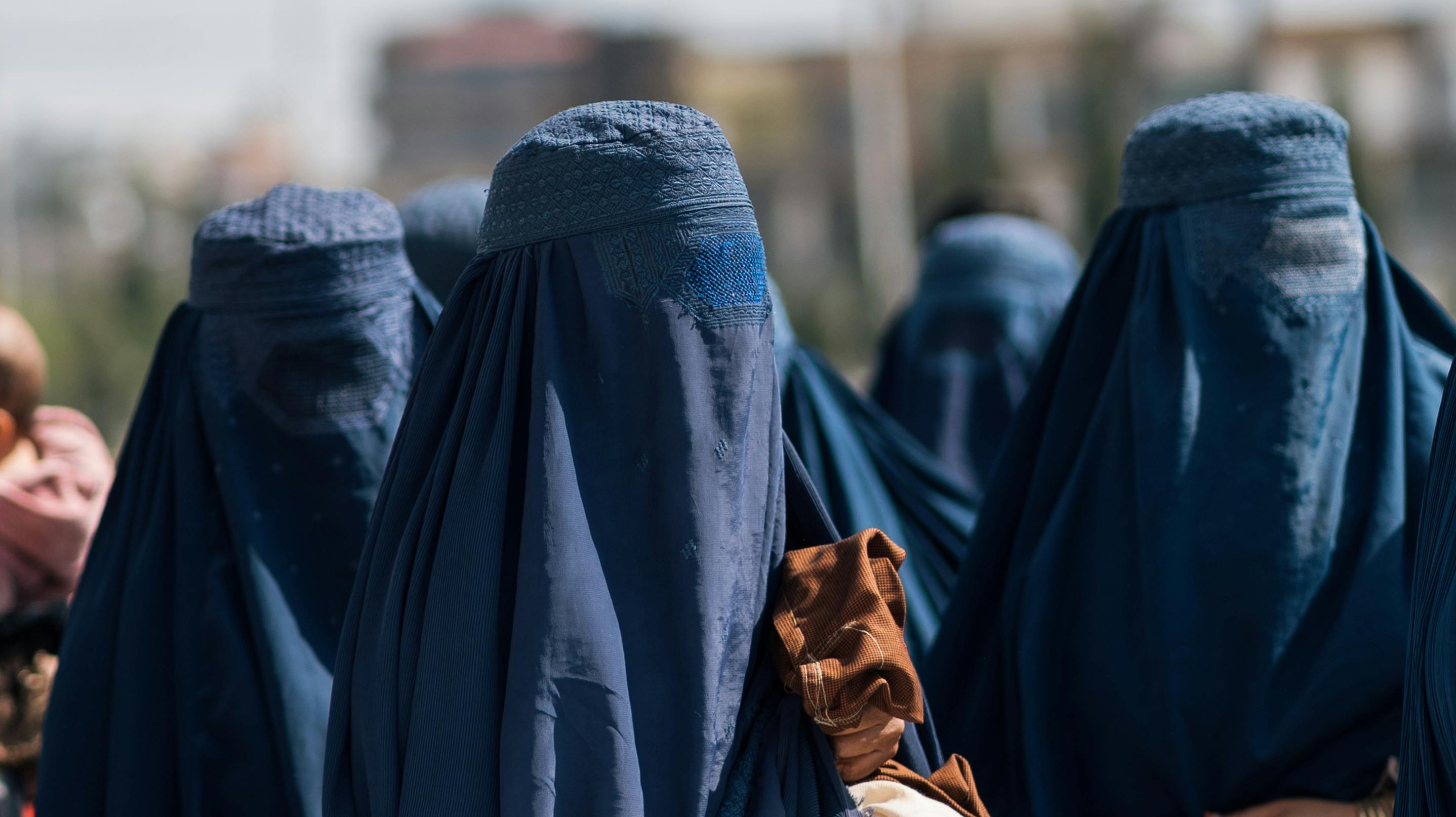 Afghanistan’s Crypto Underground: How Women Bypass Taliban Banking Bans