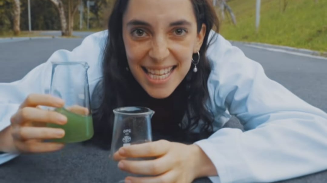 A Living, Breathing Liquid Tree - Solution to Pollution