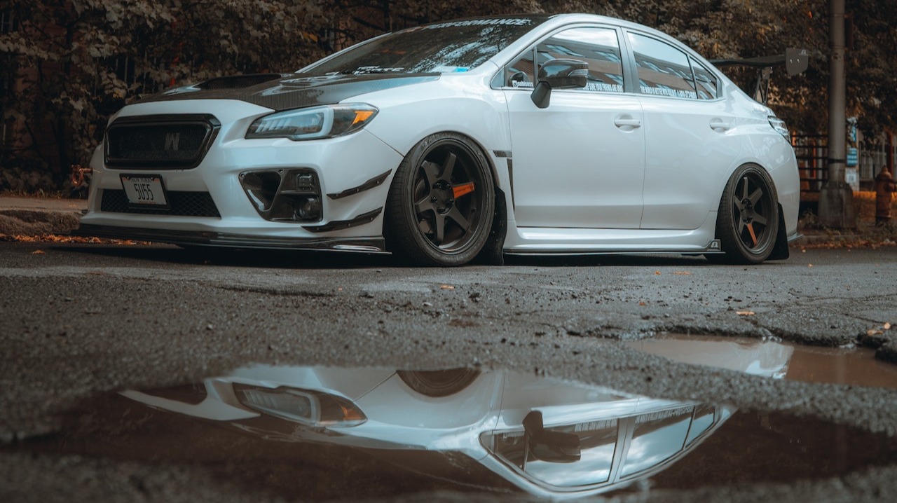 A Prize Idiot in a Sportscar